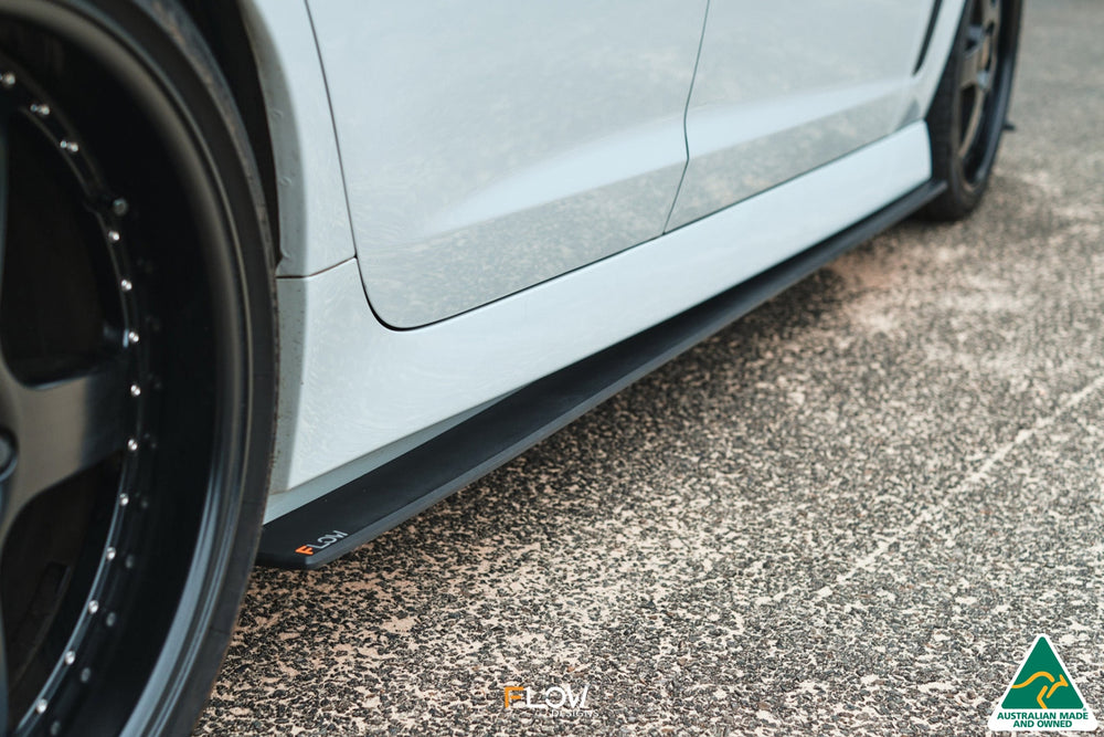 Buy Holden VF Commodore S2 Sedan Side Skirt Splitters Online | Flow ...
